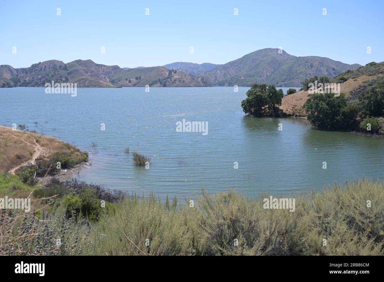 Lake Piru reservoir located in Los Padres National Forest and Topatopa ...