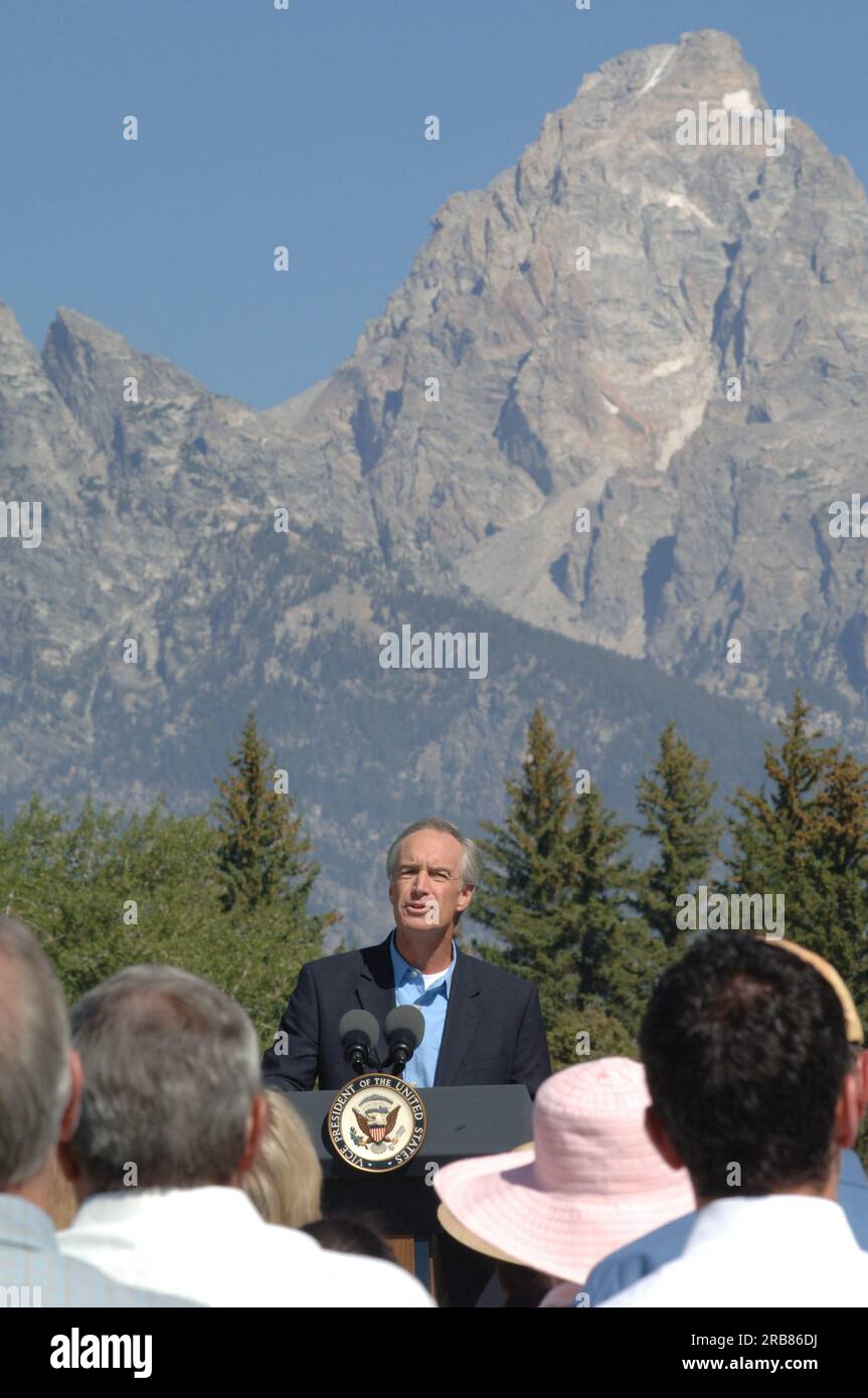 Dedication ceremony for the new Craig Thomas Discovery and Visitor ...