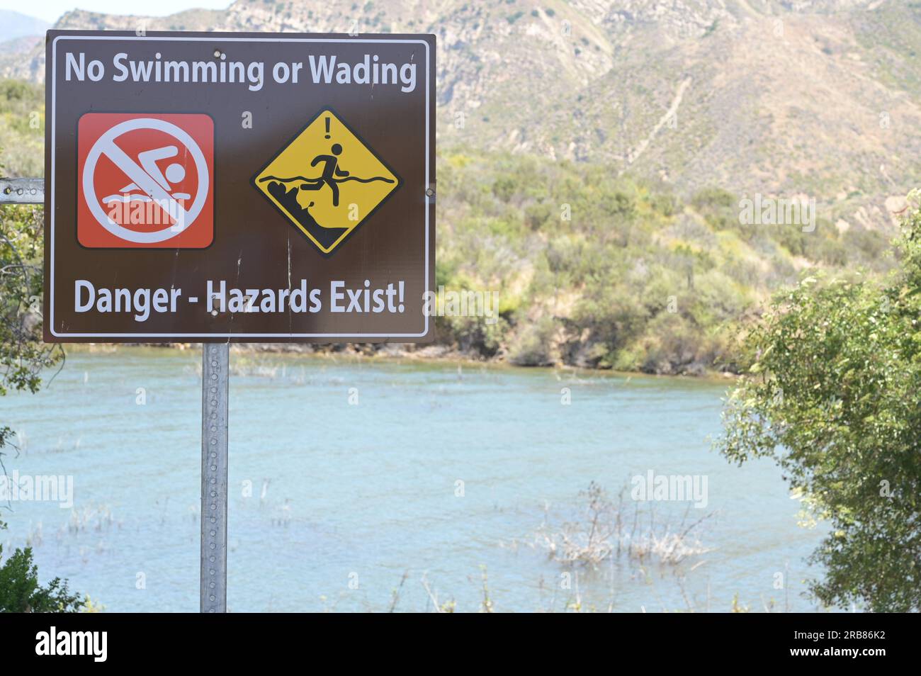 Warning sign at Lake Piru reservoir located in Los Padres National ...