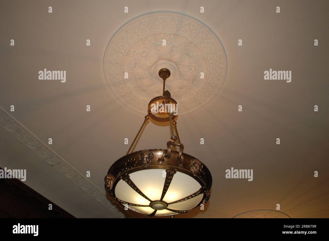 Closeups of furnishings, decorations, light fixtures in Secretary's ...