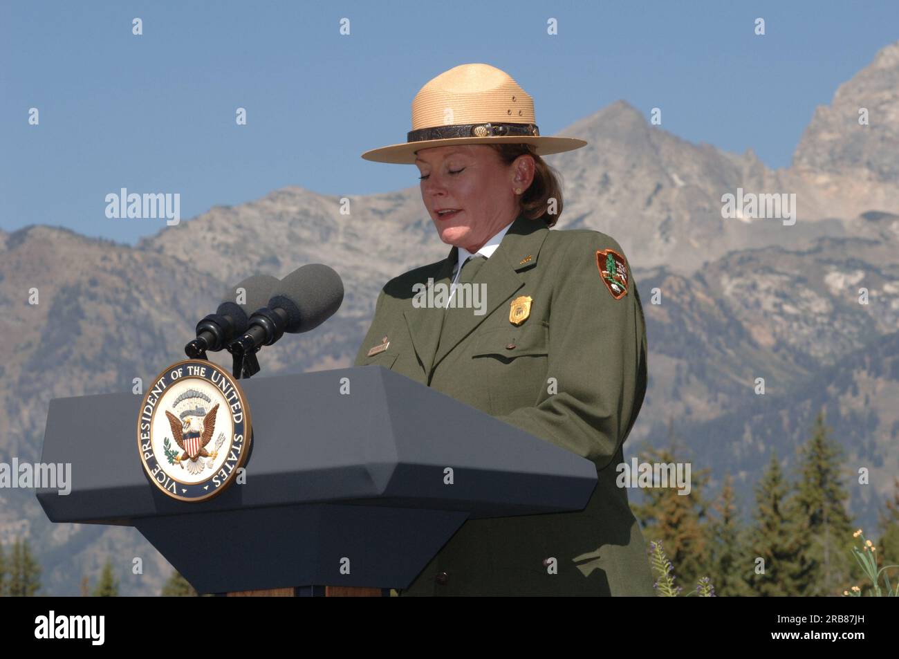 Dedication ceremony for the new Craig Thomas Discovery and Visitor ...