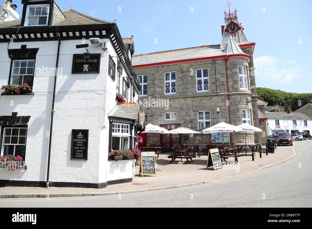 The King's Arms at Marazion, Cornwall, UK Stock Photo - Alamy