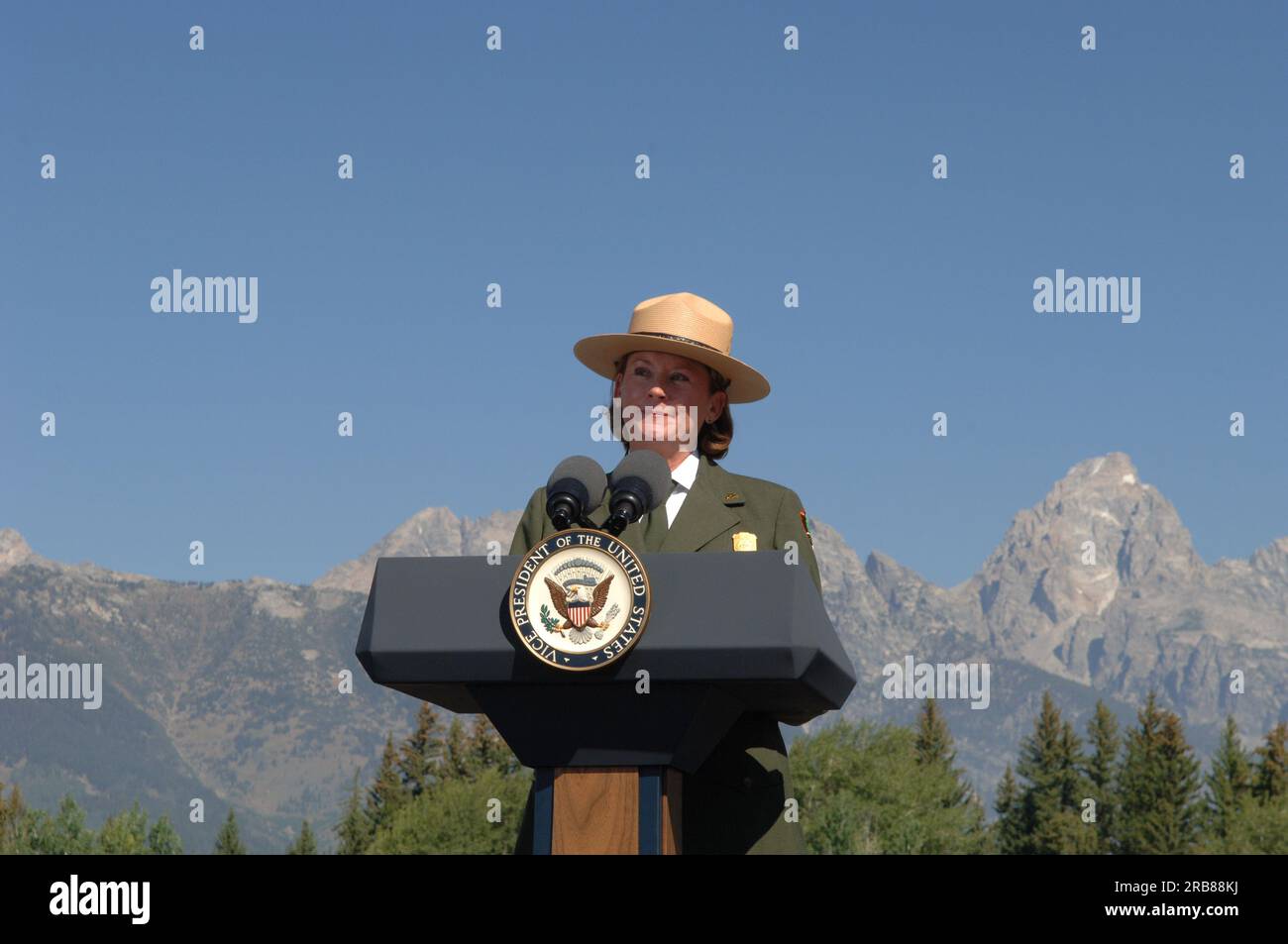 Dedication ceremony for the new Craig Thomas Discovery and Visitor ...