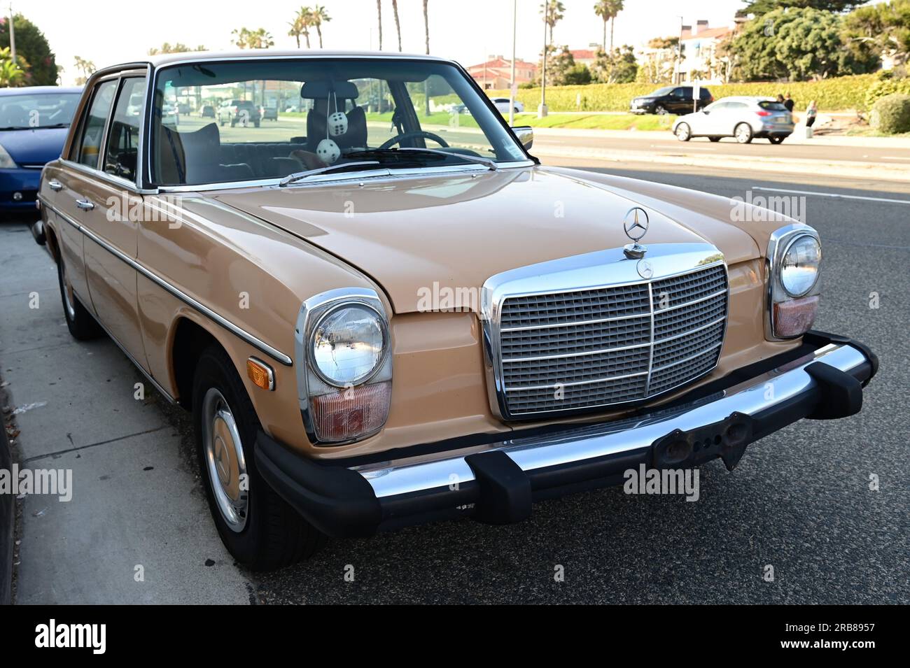 Mercedes-Benz 240 D 3.0 diesel W115 Stock Photo - Alamy
