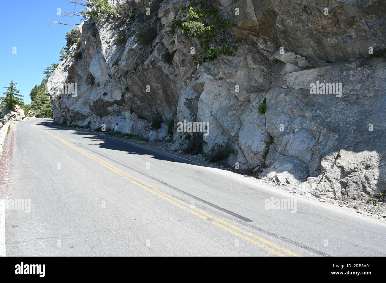 Mountain road in the San Gabriel Mountains near Pasadena, California ...