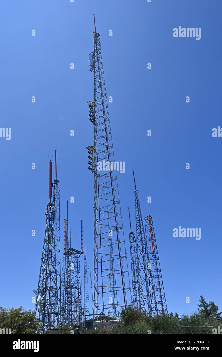 Mobile Phone towers at the 5,710-foot peak in the San Gabriel Mountains ...