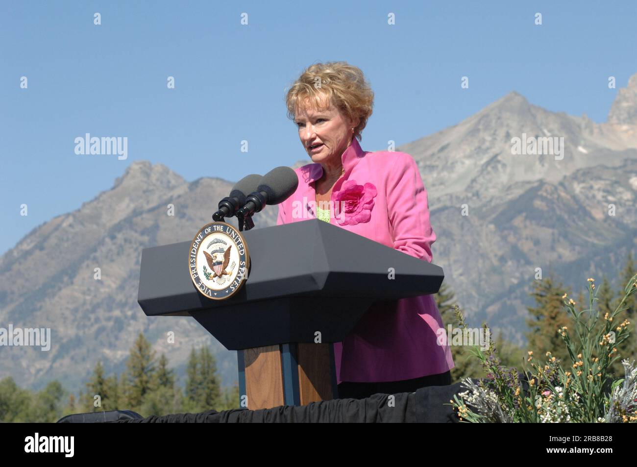 Dedication ceremony for the new Craig Thomas Discovery and Visitor ...