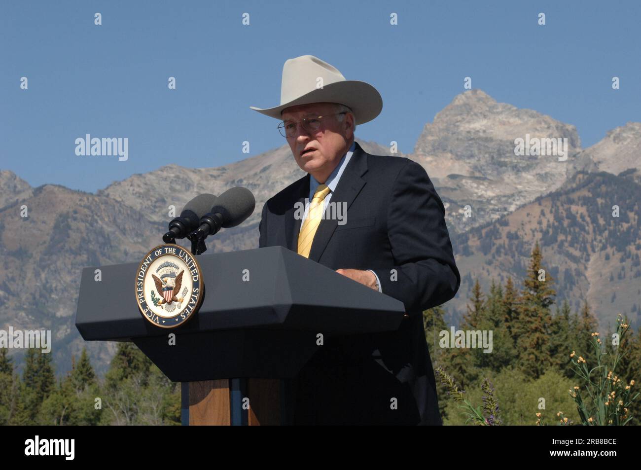 Dedication ceremony for the new Craig Thomas Discovery and Visitor ...
