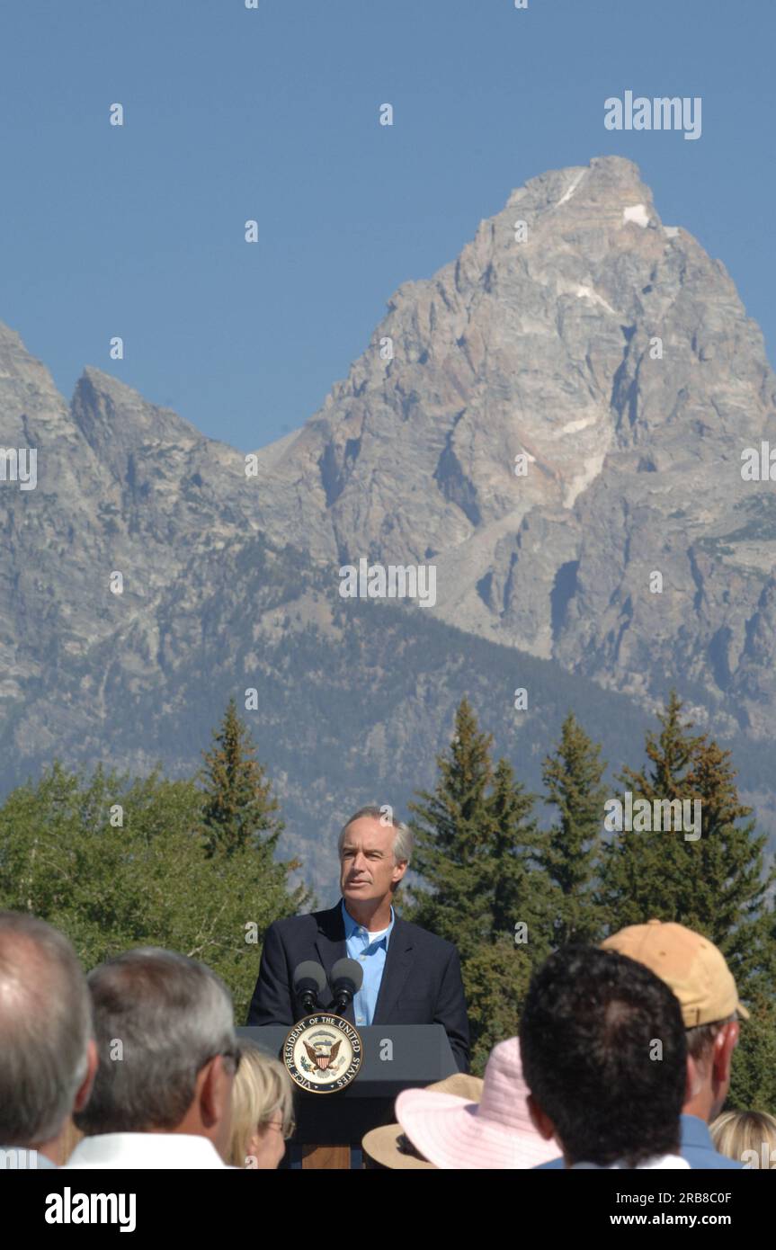Dedication ceremony for the new Craig Thomas Discovery and Visitor ...