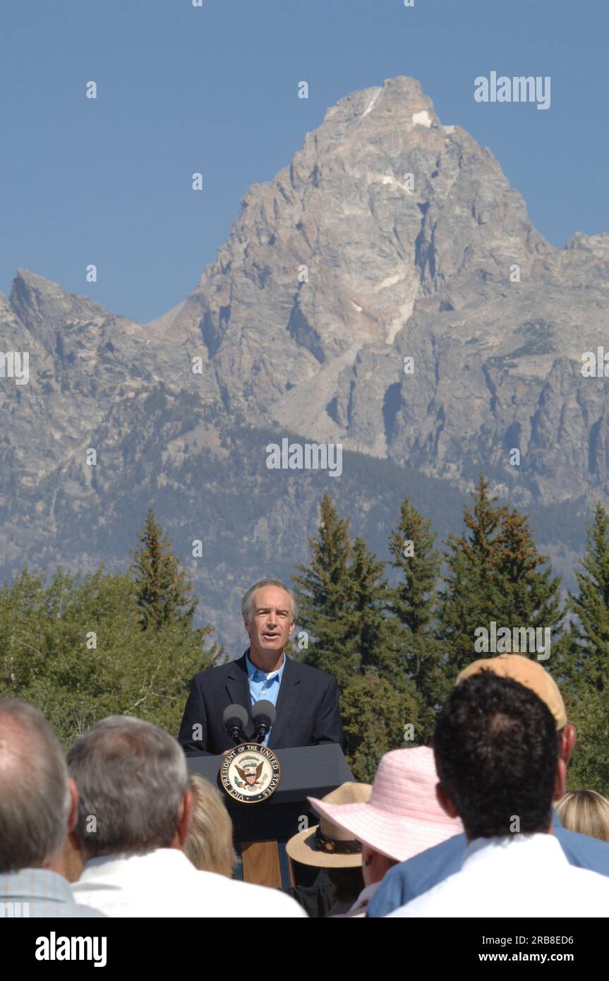 Dedication ceremony for the new Craig Thomas Discovery and Visitor ...