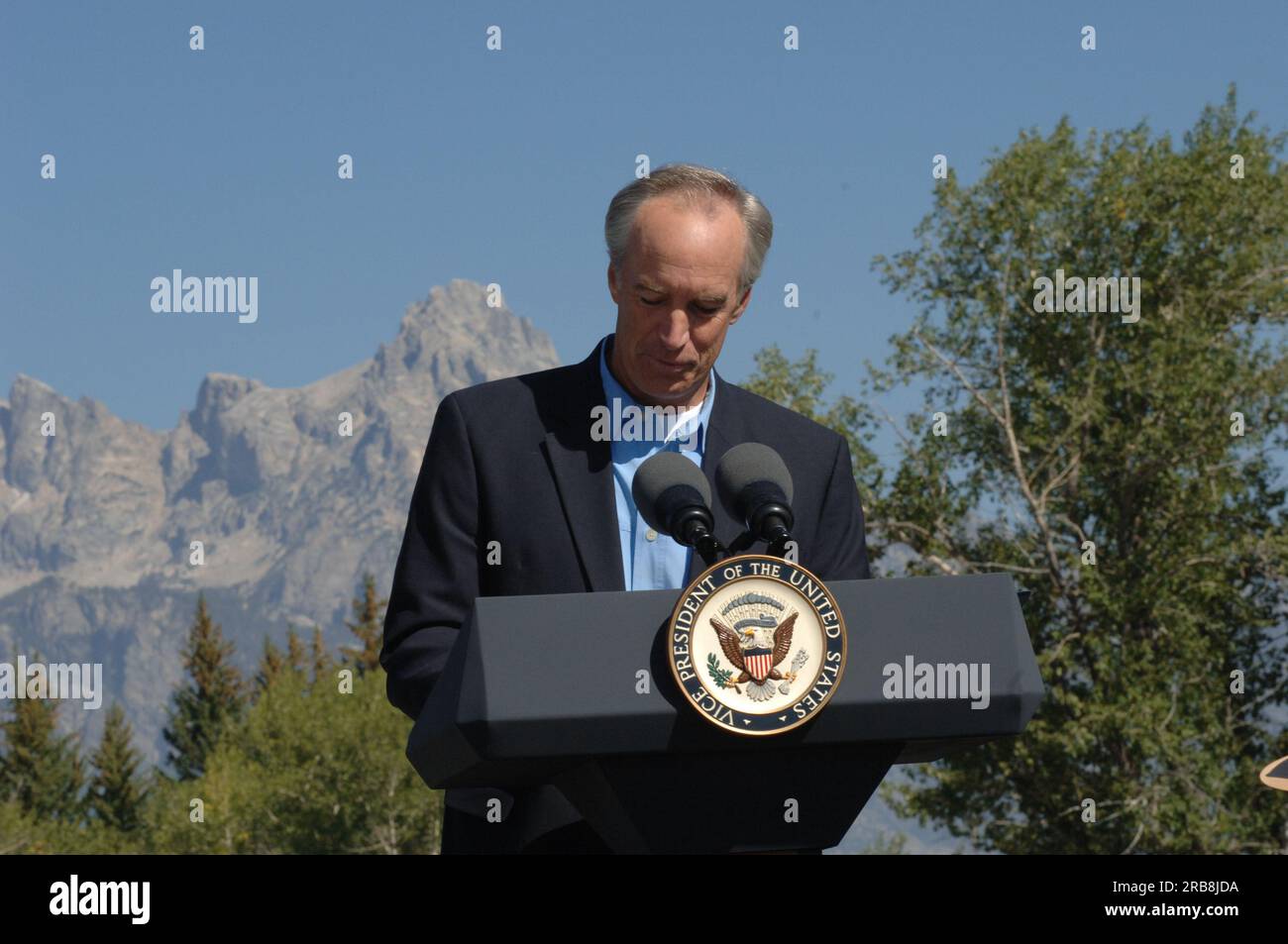 Dedication ceremony for the new Craig Thomas Discovery and Visitor ...