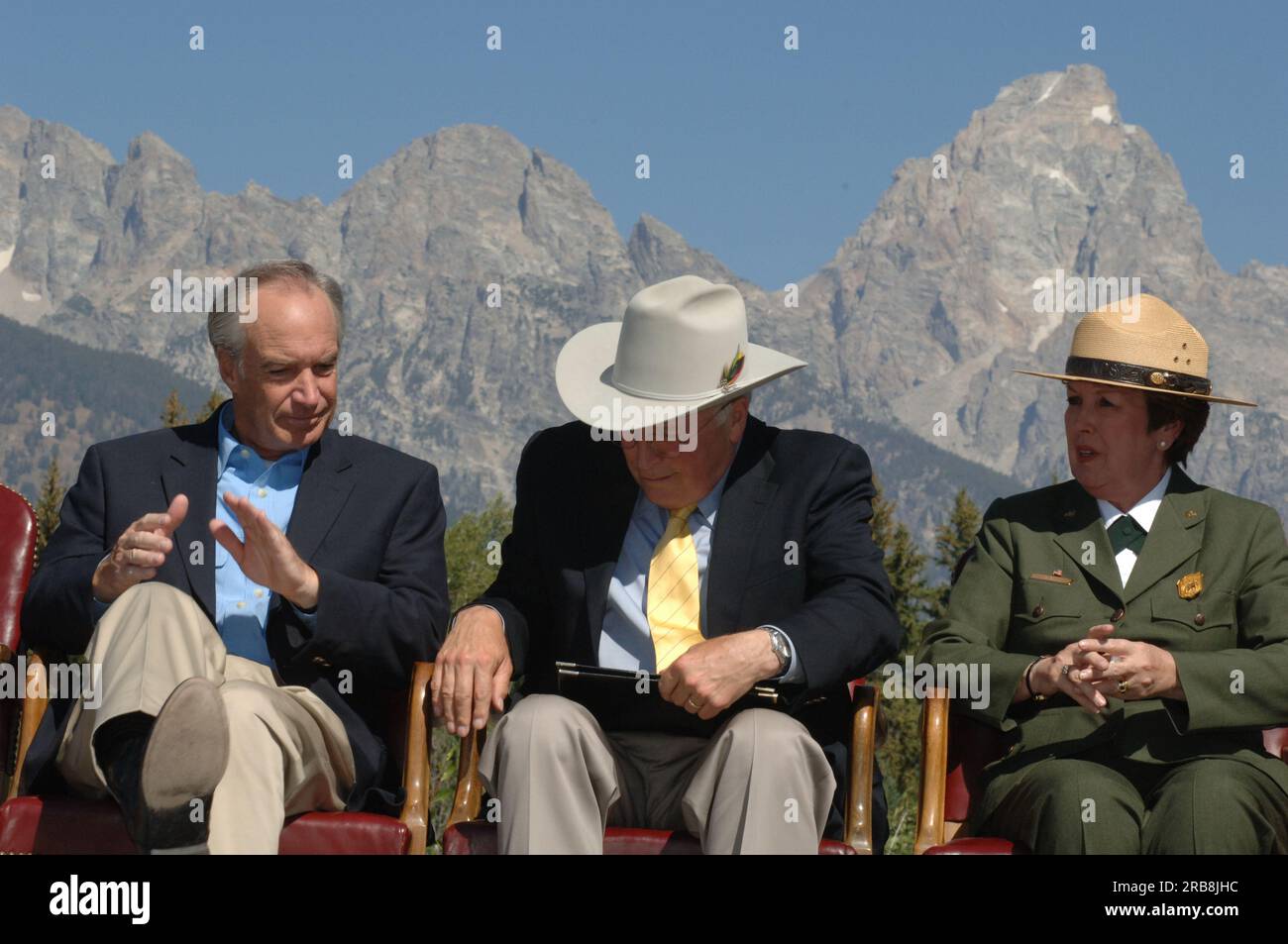 Dedication ceremony for the new Craig Thomas Discovery and Visitor ...