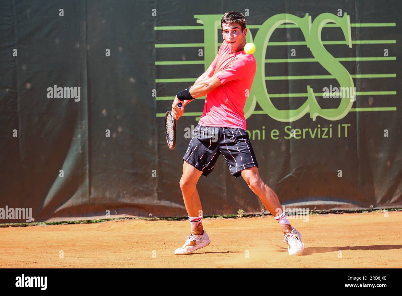 Trofeo gigante hi-res stock photography and images - Alamy