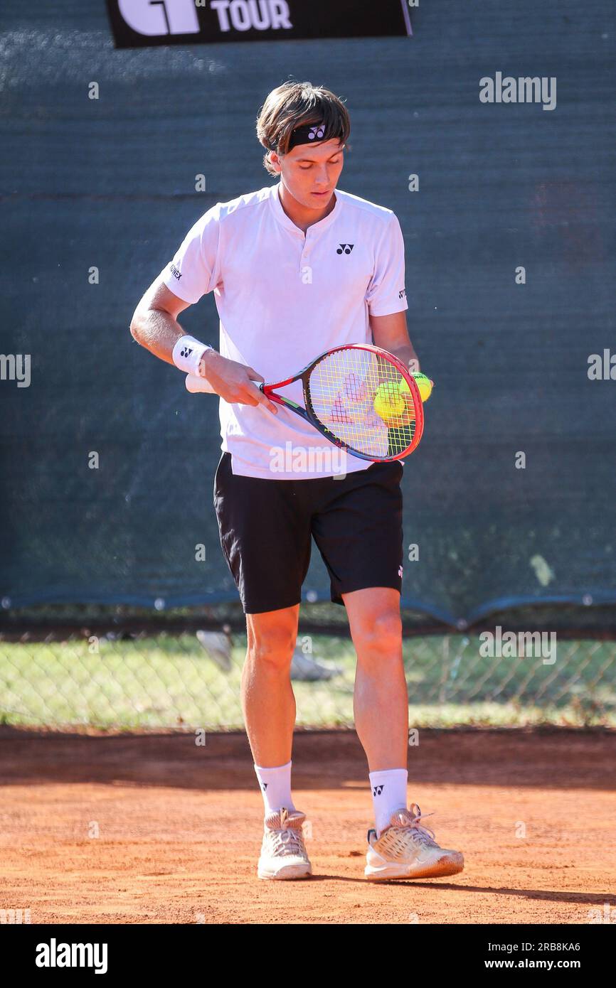 Lautaro midon tennis hi-res stock photography and images - Alamy
