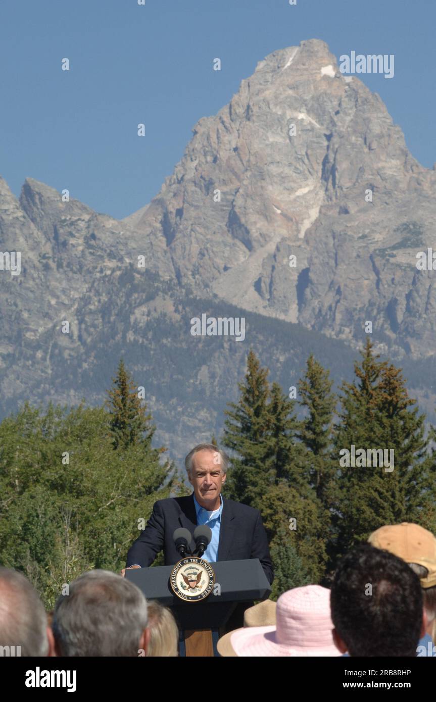 Dedication ceremony for the new Craig Thomas Discovery and Visitor ...