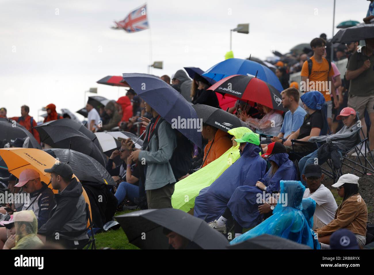 Spectators, F1 Grand Prix of Great Britain at Silverstone Circuit on ...