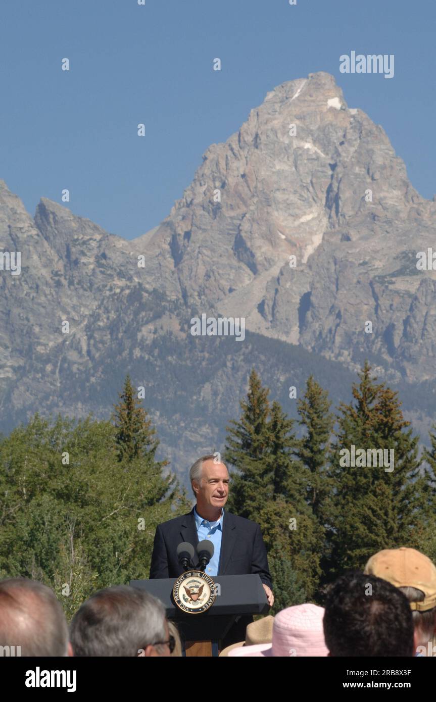 Dedication ceremony for the new Craig Thomas Discovery and Visitor ...