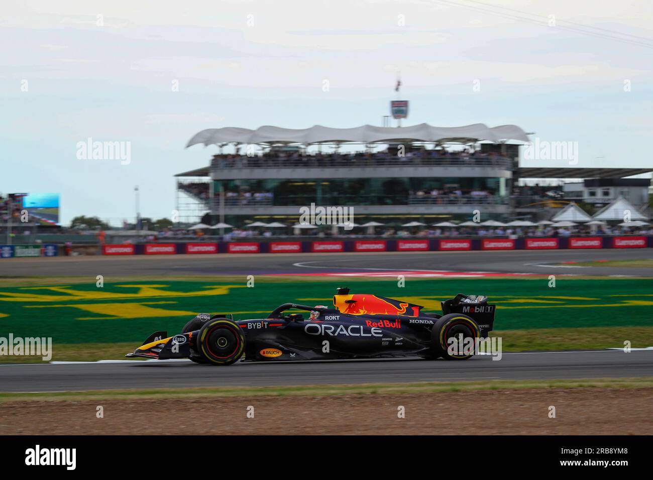 Silverstone circuit redbull hi-res stock photography and images - Alamy
