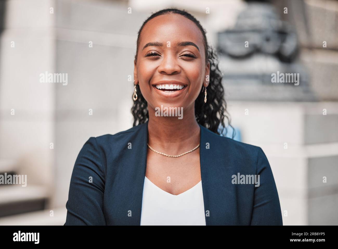 Laughing lawyer hi-res stock photography and images - Alamy