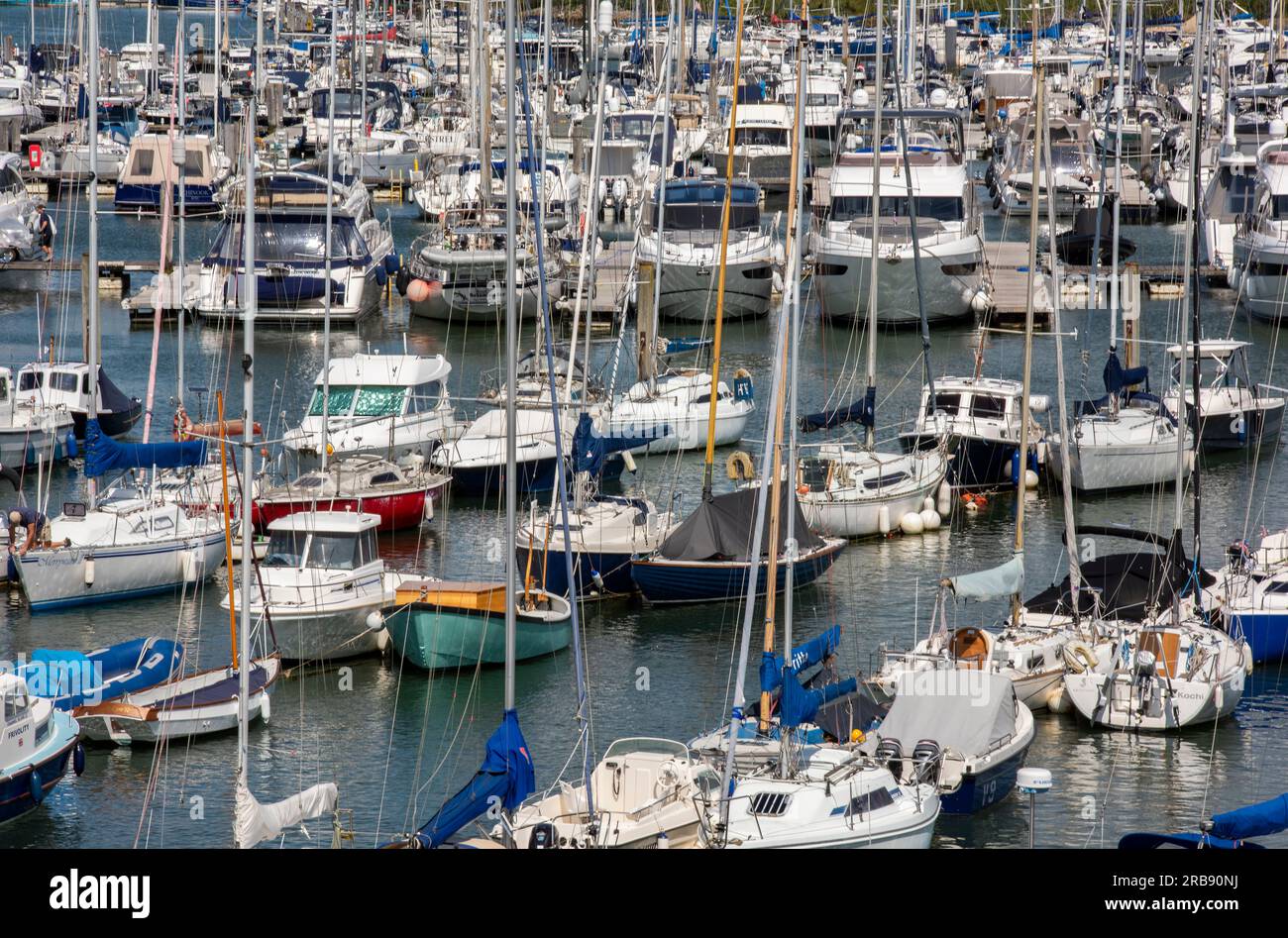 busy marina, full yachting marina, lymington marina, packed marina ...