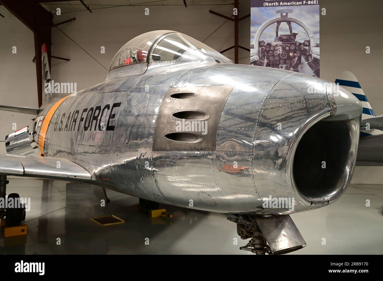 F 86 sabre korea hi-res stock photography and images - Alamy