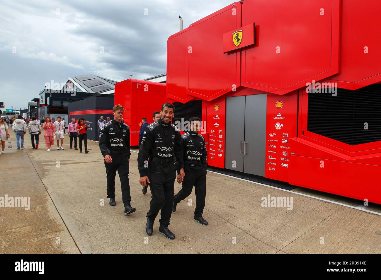 Silverstone, UK. 8th July, 2023. Apex GP team Personnel.during FORMULA ...