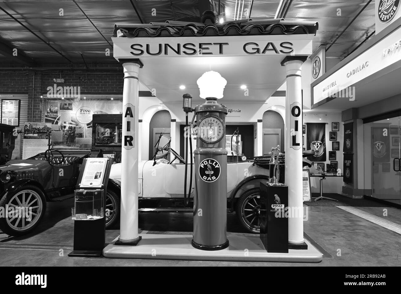 A mock up of a 1930's gas pump Stock Photo - Alamy