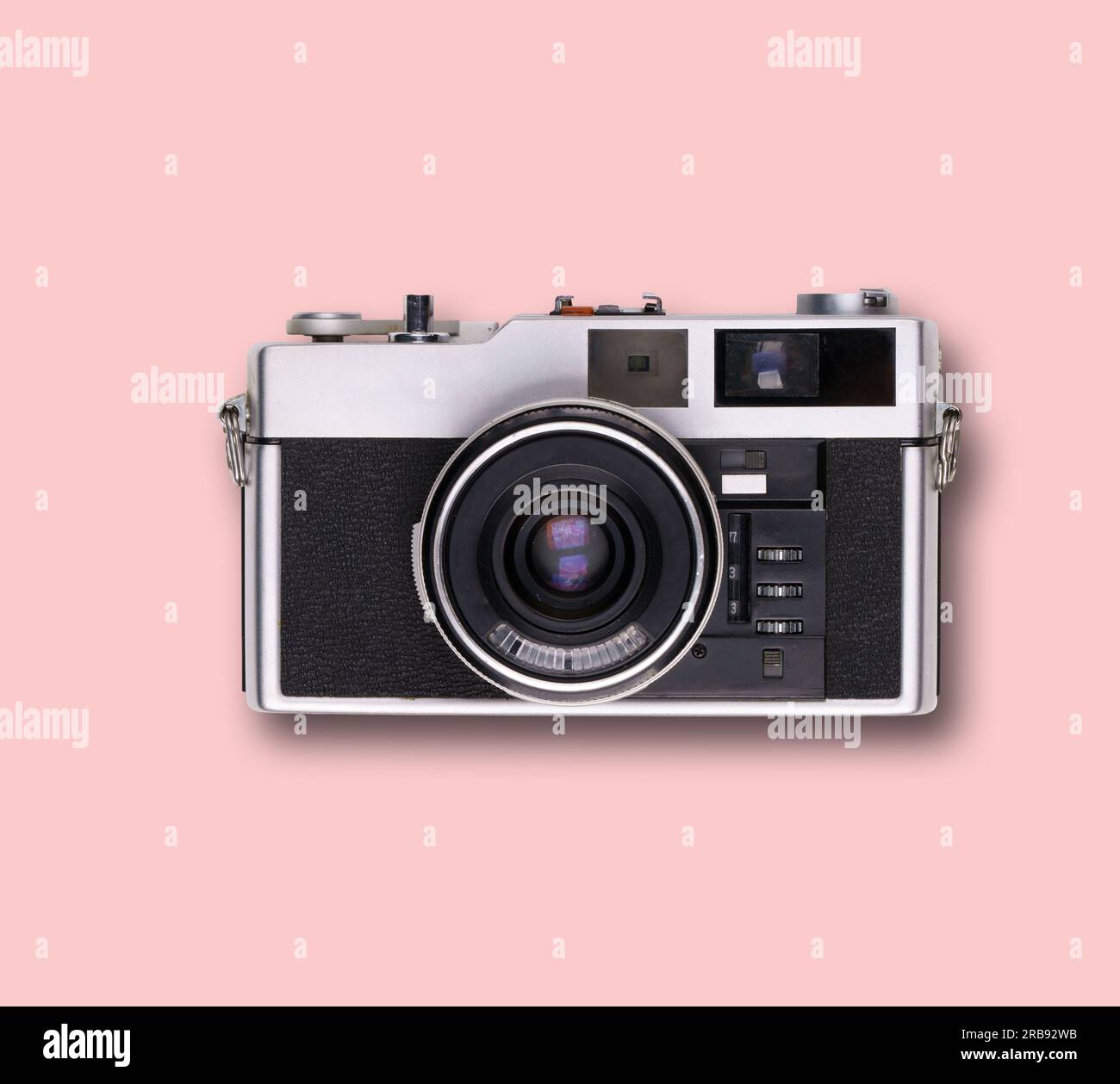 Retro camera pink vintage hi-res stock photography and images - Alamy