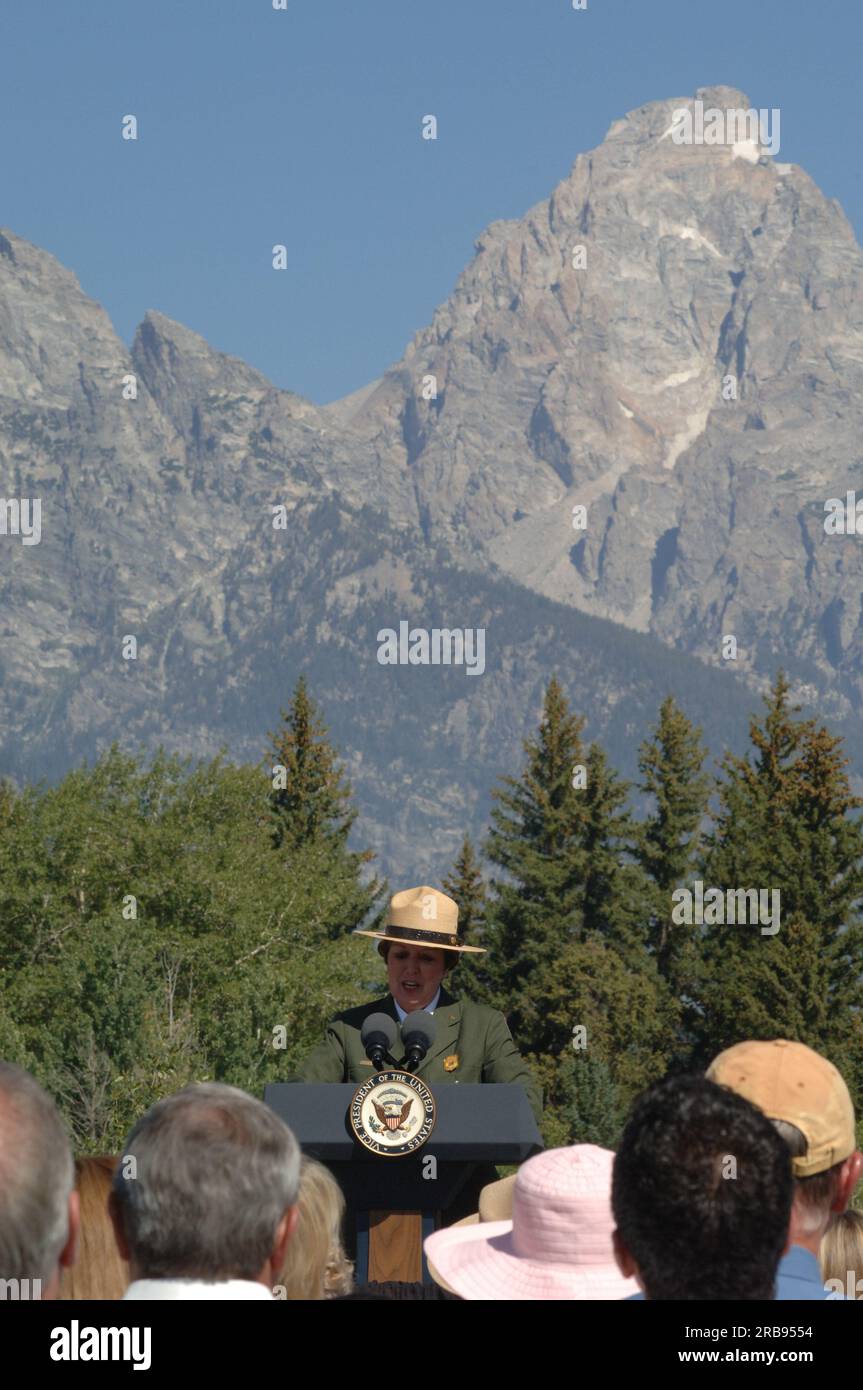 Dedication ceremony for the new Craig Thomas Discovery and Visitor ...