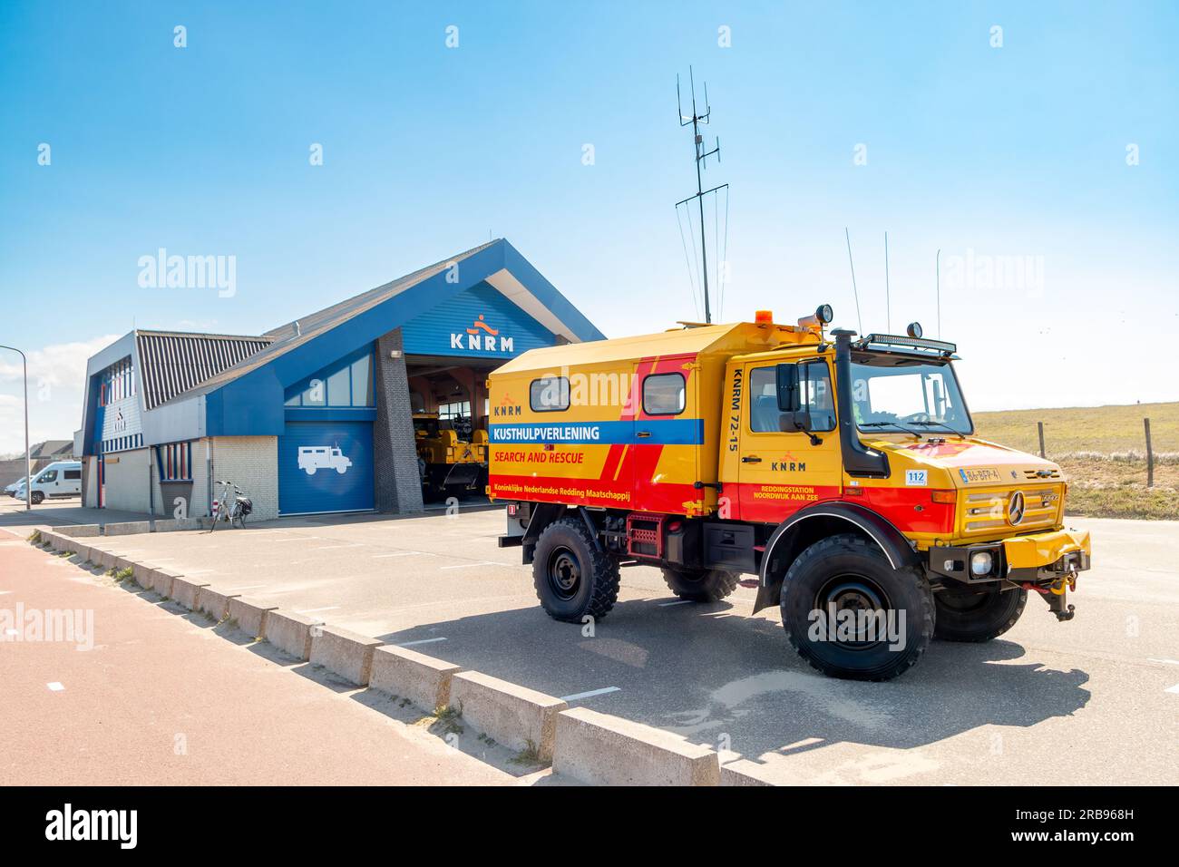 Unimog winch hi-res stock photography and images - Alamy