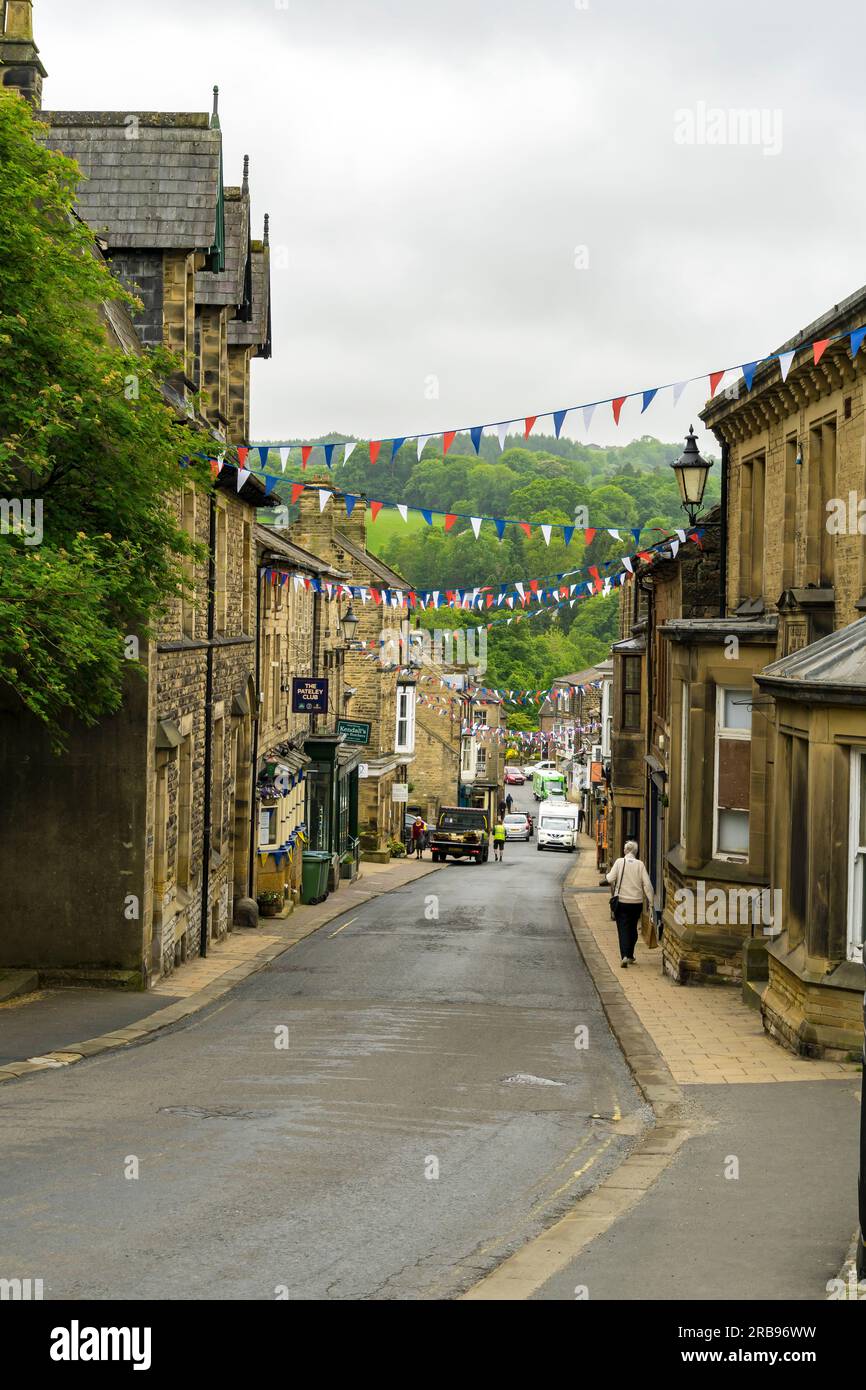 View down High Street, Pateley Bridge, Nidderdale, North Yorkshire ...