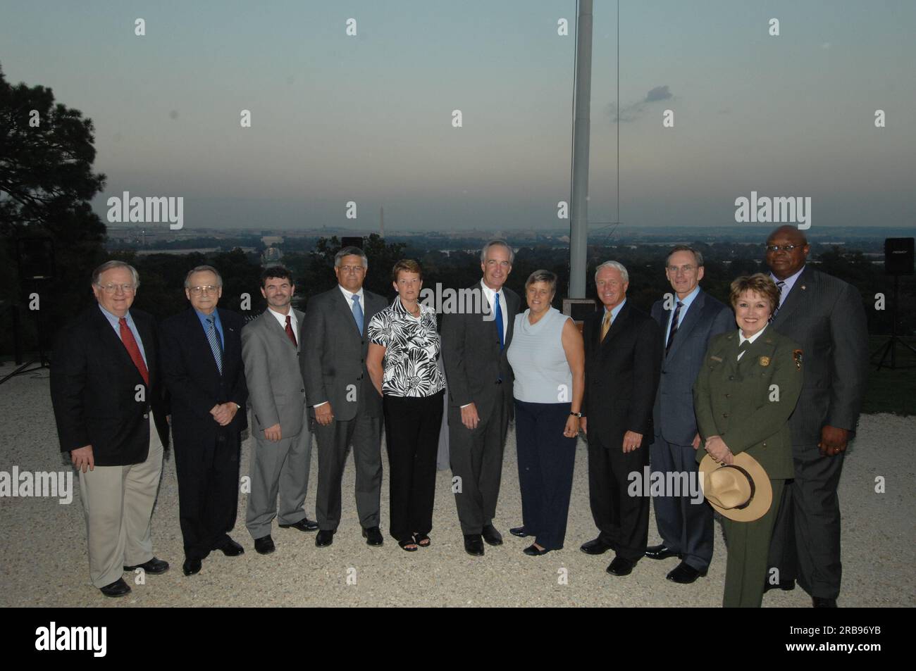 Secretary Dirk Kempthorne joining National Park Service Director Mary ...