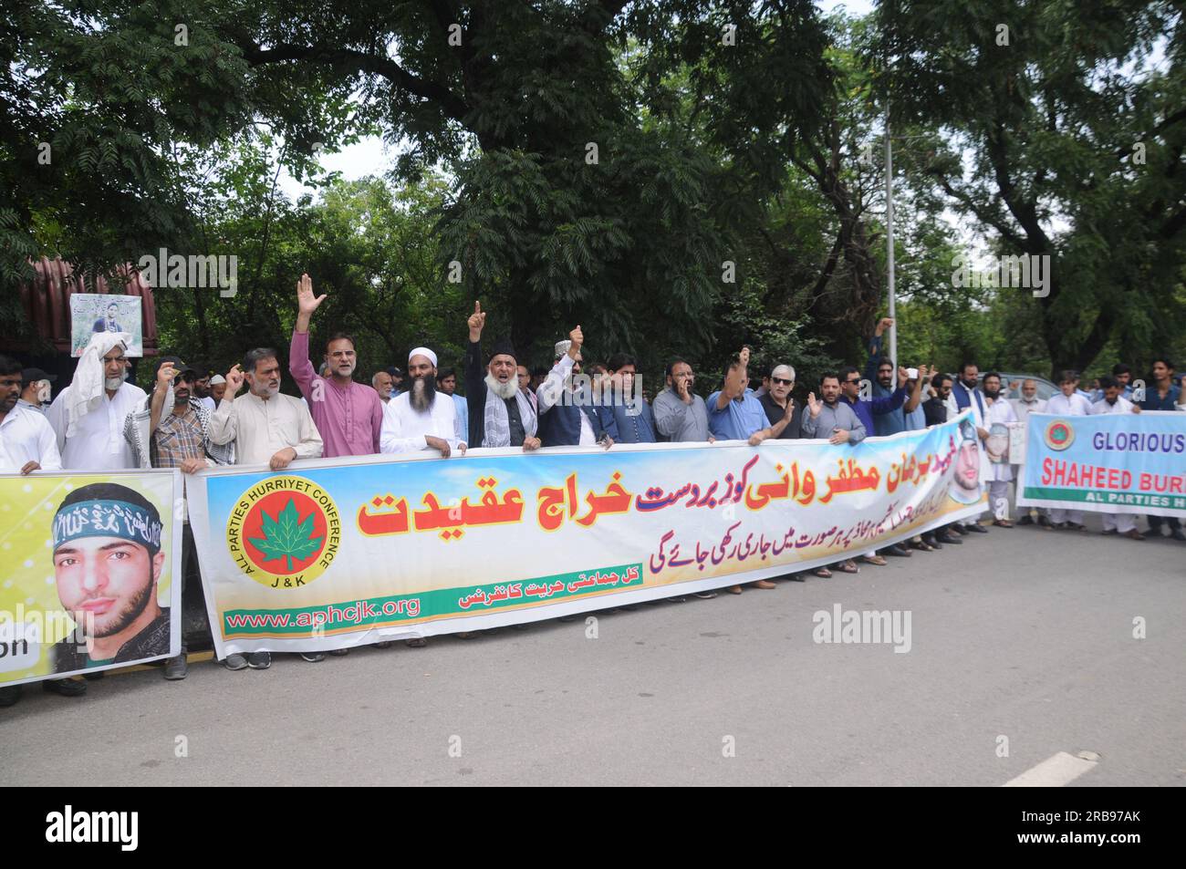 Shaheed burhan wani hi-res stock photography and images - Alamy