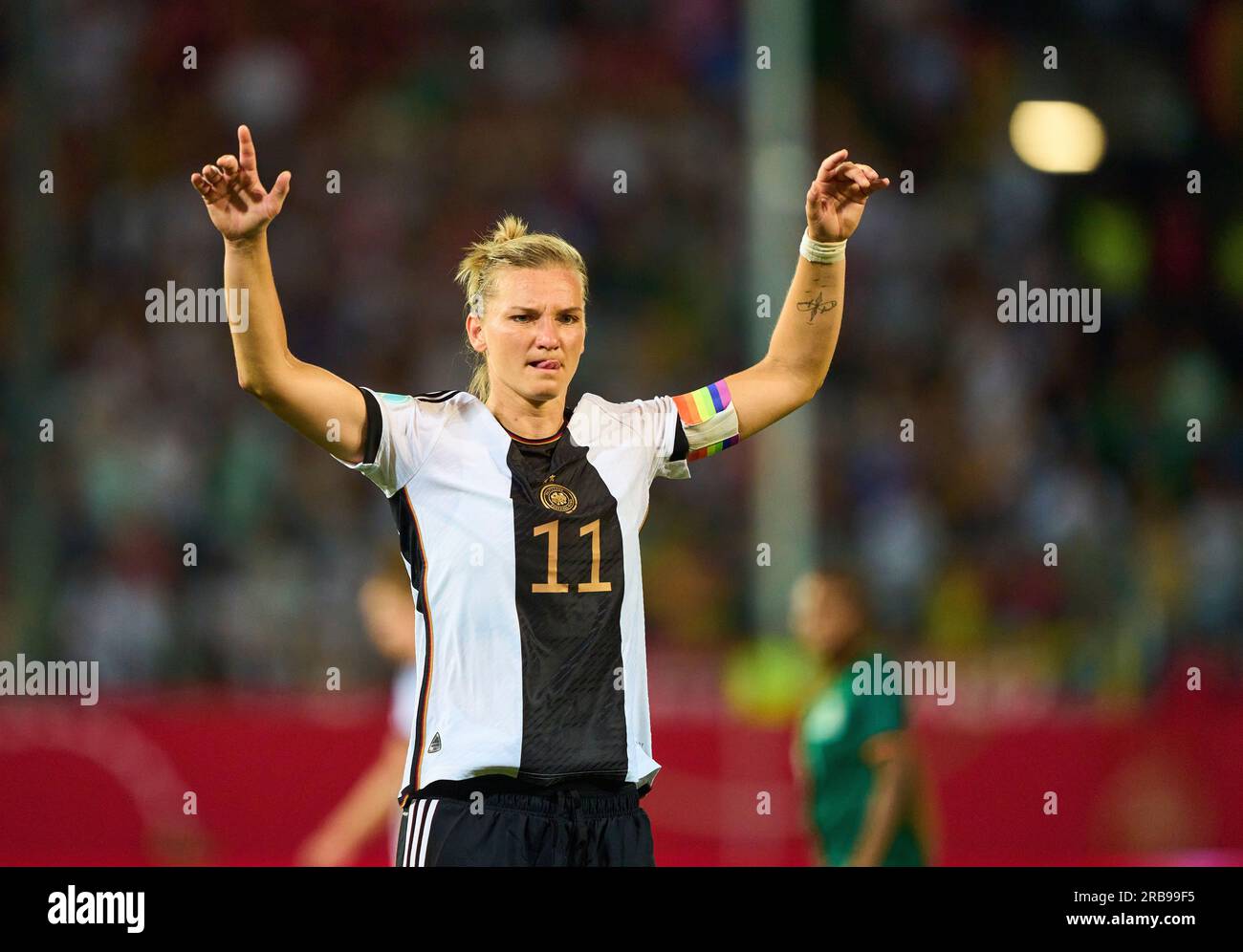 Popp world hi-res stock photography and images - Alamy