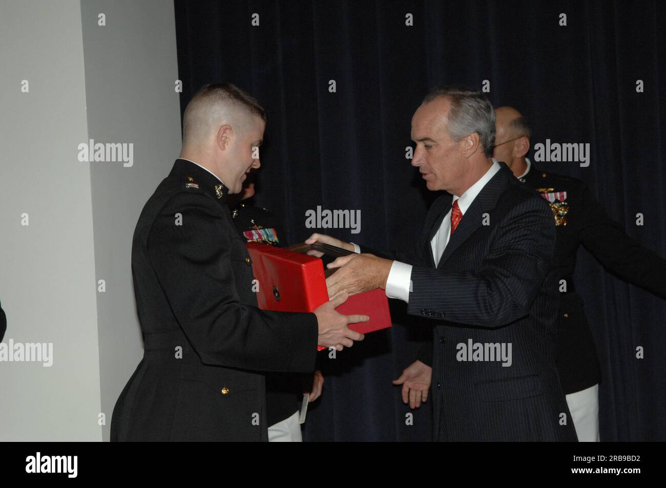 Visit of Secretary Dirk Kempthorne to the Marine Barracks, Washington ...