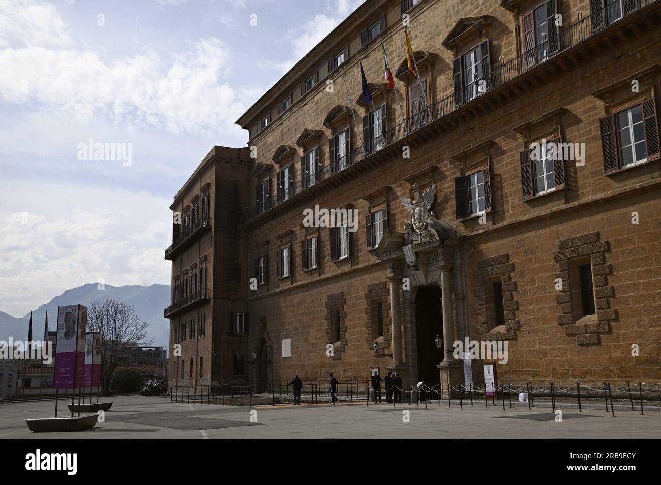 Landscape with scenic view of the Norman-Gothic-Arabesque-Neoclassical ...
