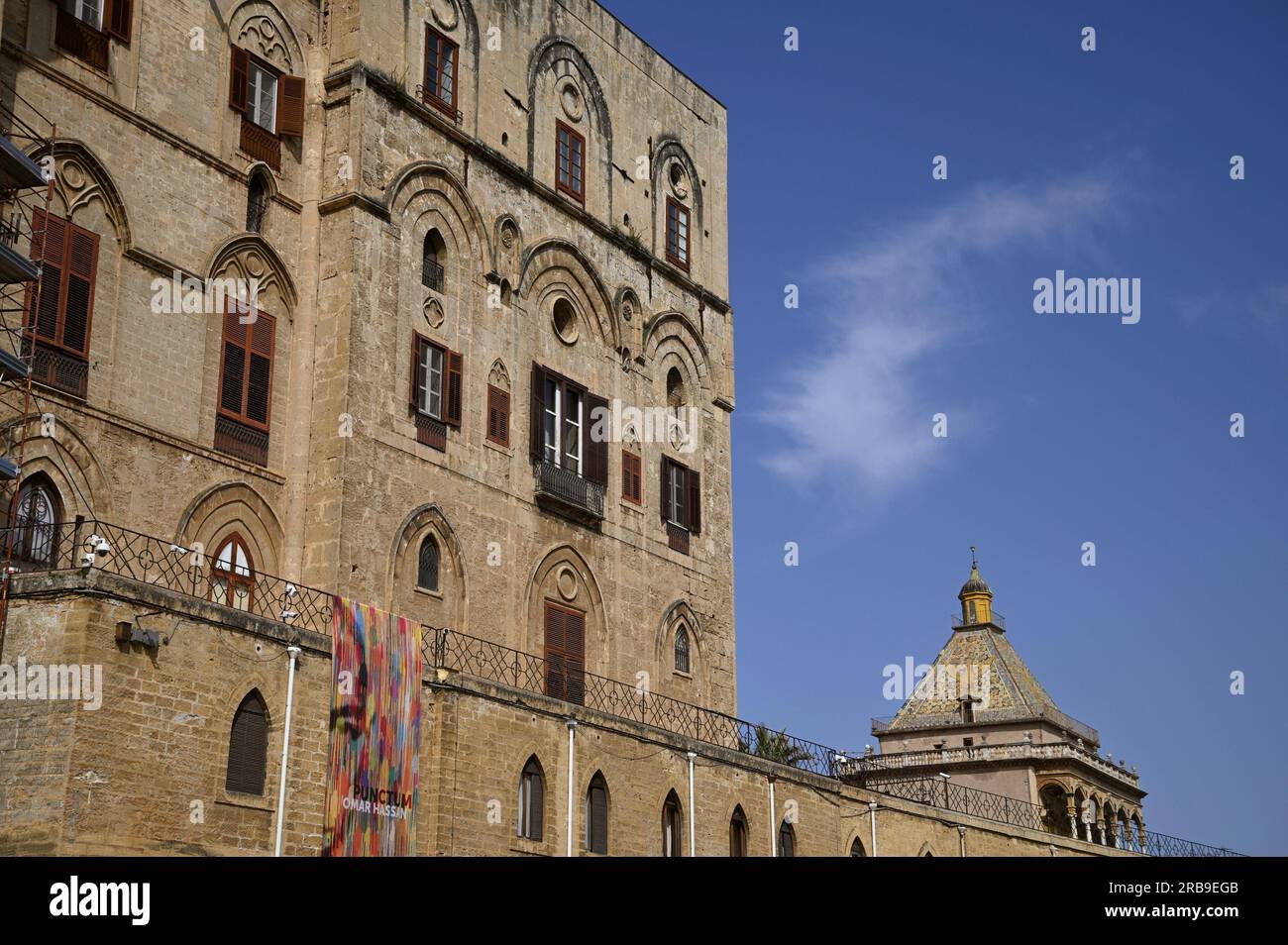 Landscape with scenic view of the Norman-Gothic-Arabesque-Neoclassical ...