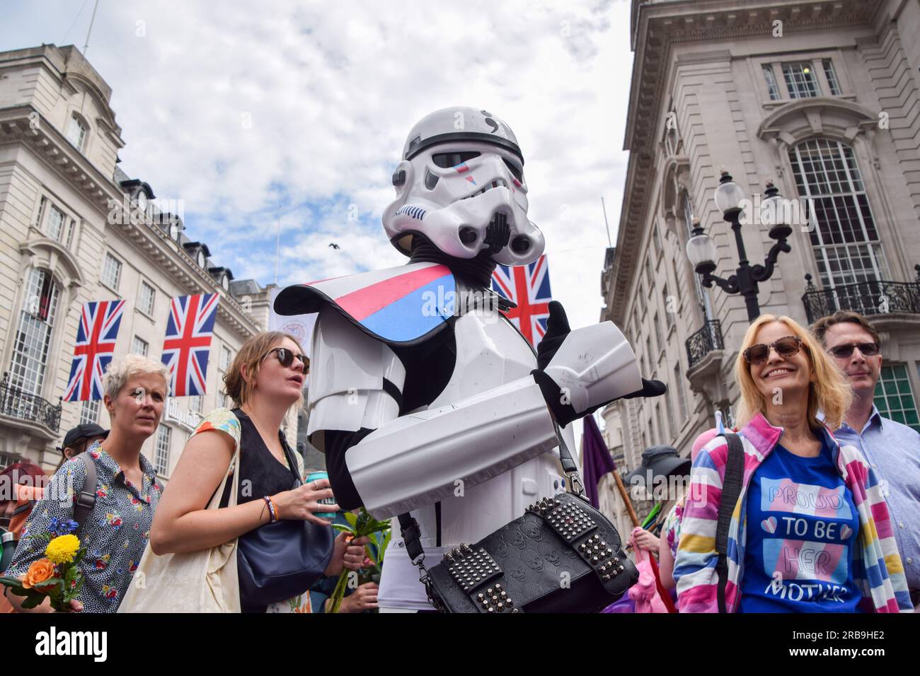 Stormtrooper costume hi-res stock photography and images - Alamy
