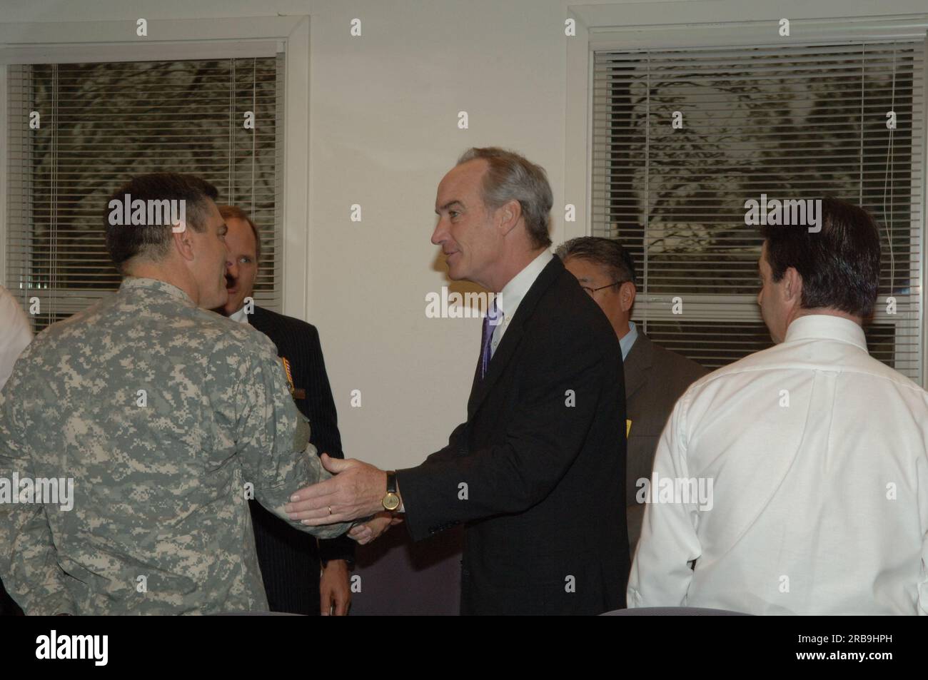 Visit of Secretary Dirk Kempthorne to the Folsom Dam Overlook and ...