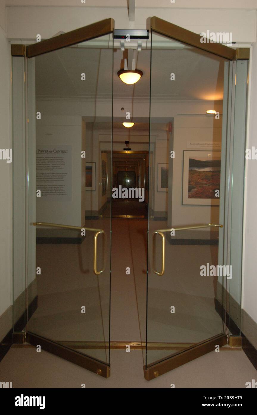 Interior Museum exhibits, viewing spaces Stock Photo - Alamy