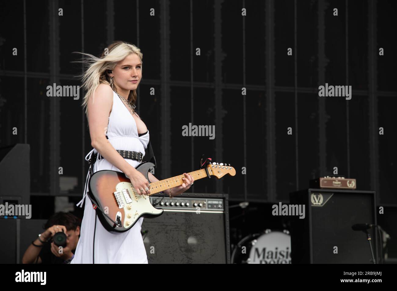 Alice Johnson of Swim School performing at TRNSMT 2023 Glasgow Green ...