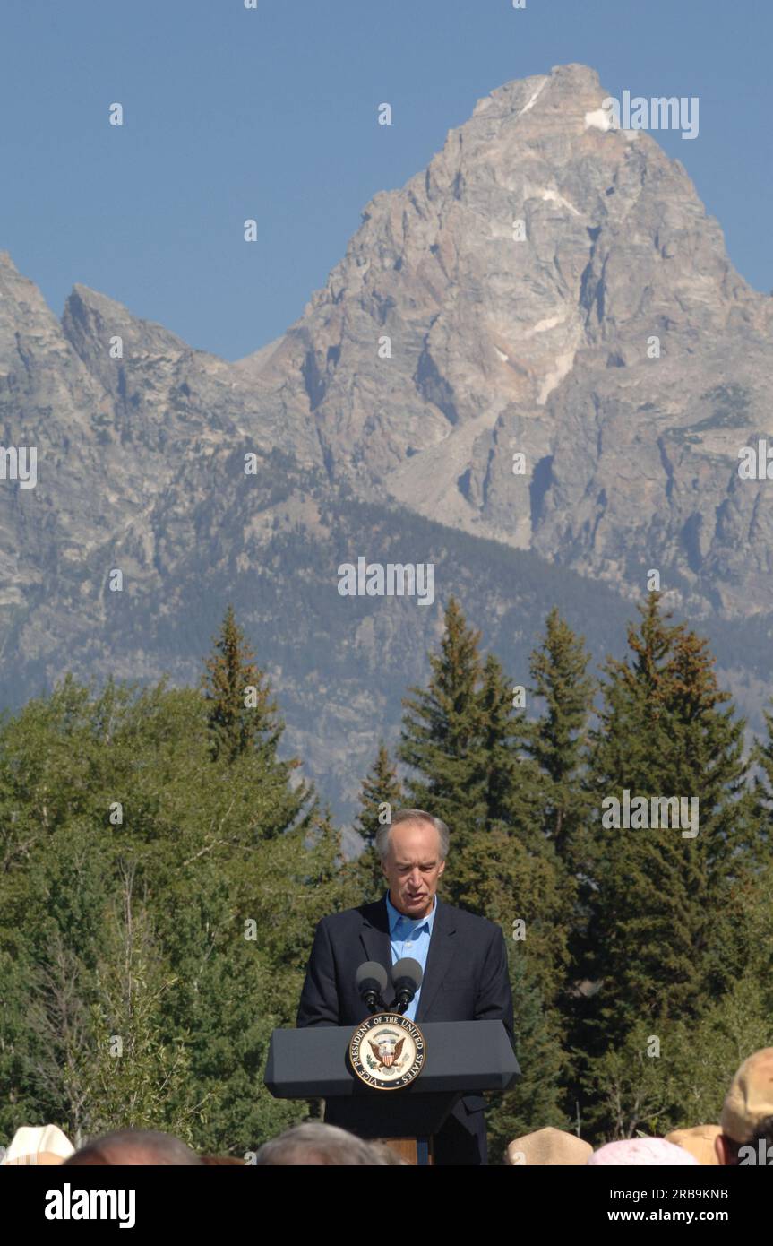 Dedication ceremony for the new Craig Thomas Discovery and Visitor ...