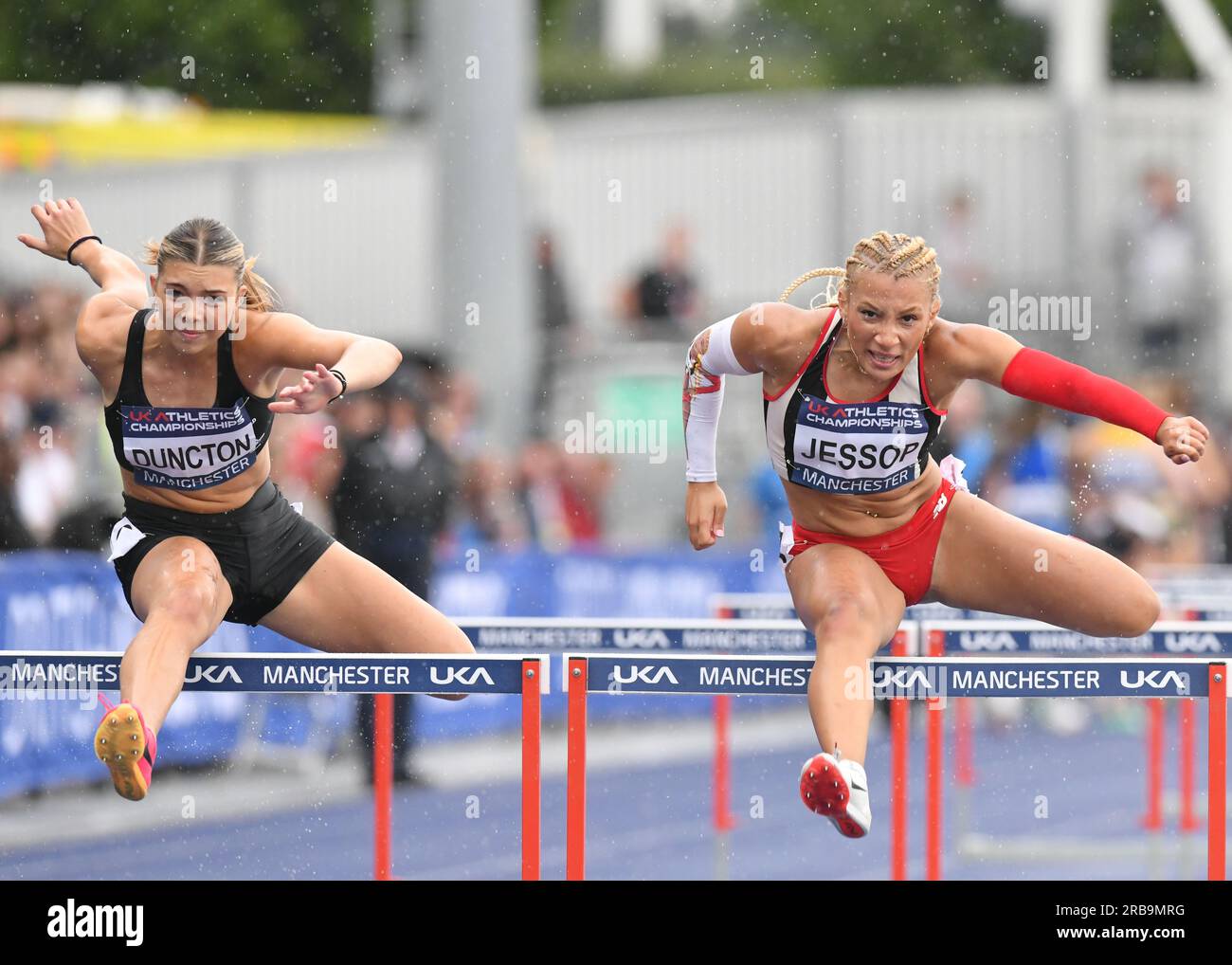 Duncton and jessop 100m hurdles hi-res stock photography and images - Alamy