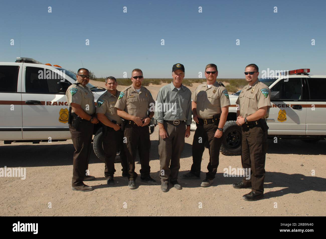 Visit of Secretary Dirk Kempthorne to the Arizona-California border ...