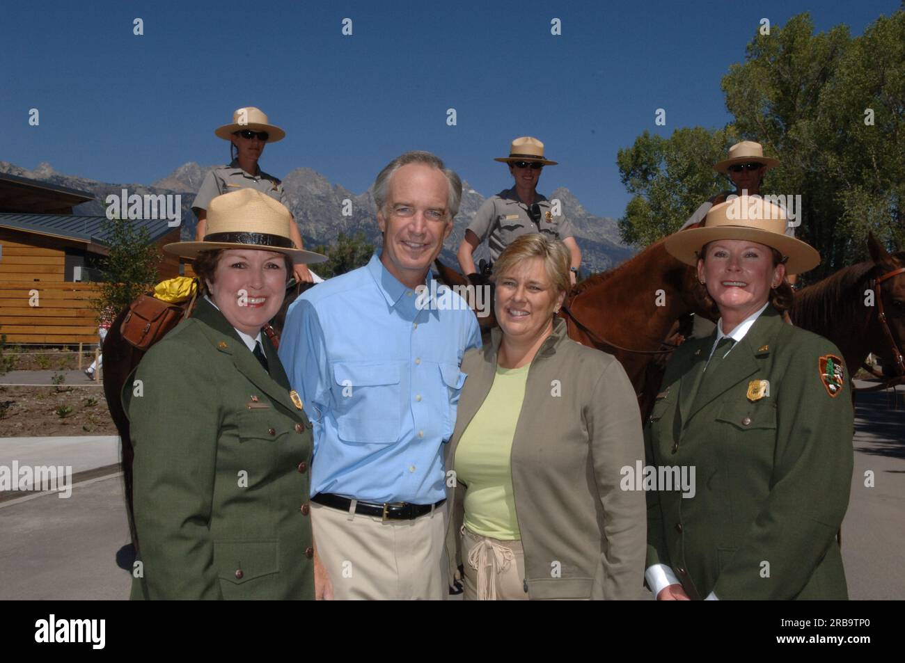 Visit of Secretary Dirk Kempthorne, wife Patricia, and Secretary's ...