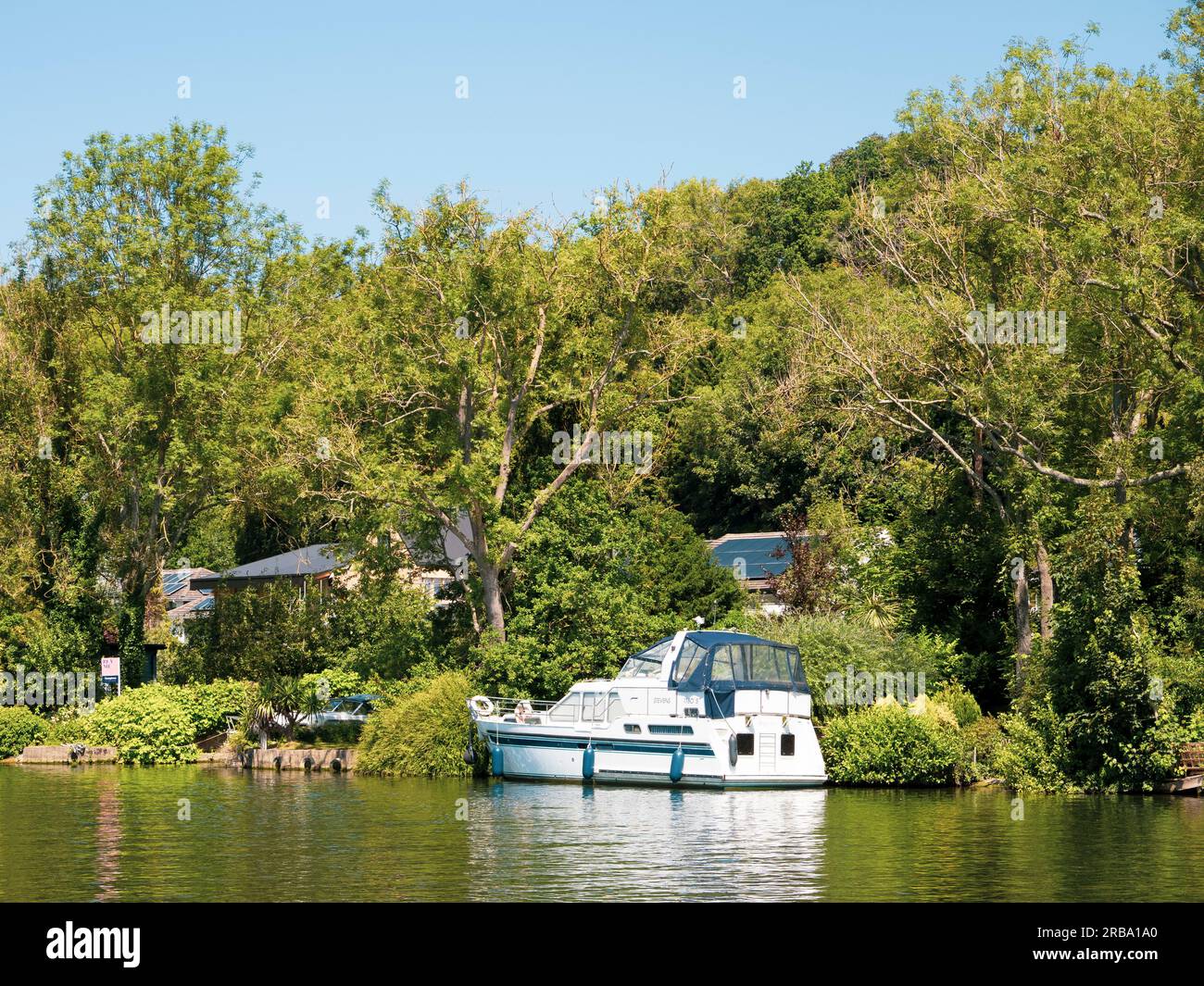 Luxury Boat,The Warren, River Thames, Caversham, Reading, Berkshire ...