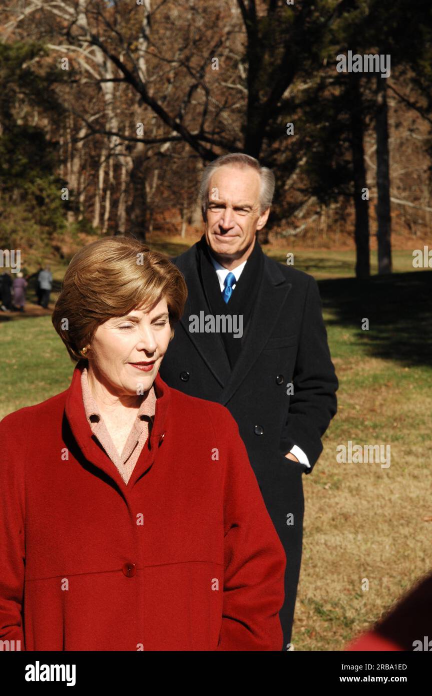 Visit of Secretary Dirk Kempthorne to the Abraham Lincoln Birthplace ...