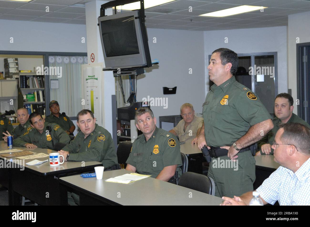 Visit of Secretary Dirk Kempthorne to Pima County, Arizona's border ...