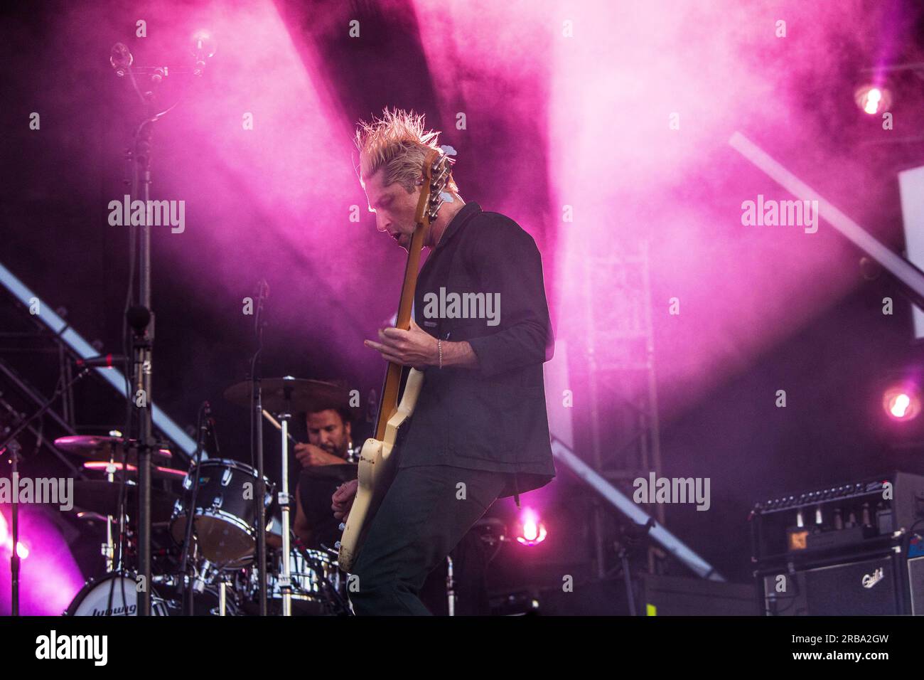 Michael shuman queens stone age hi-res stock photography and images - Alamy
