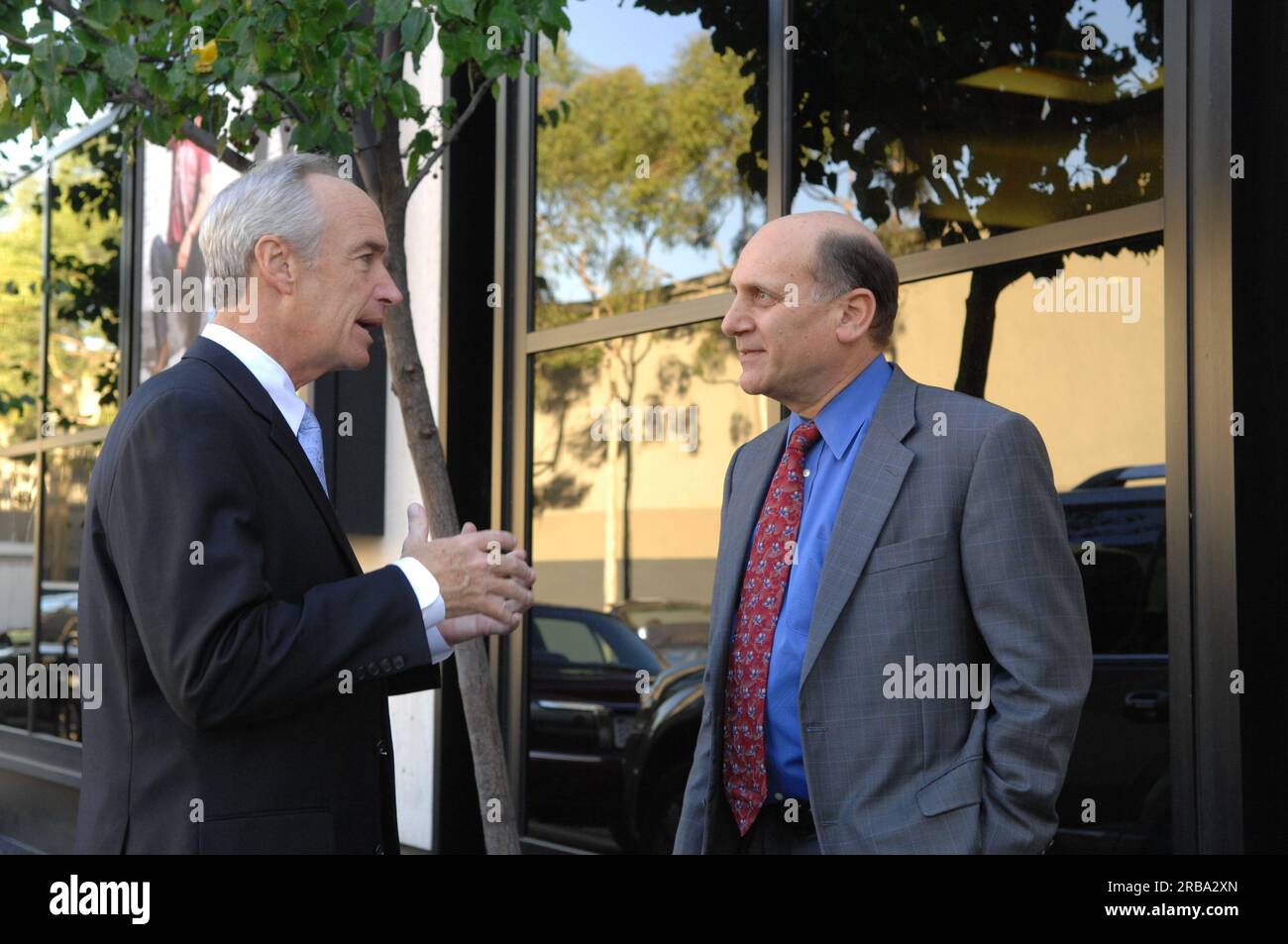 Secretary Dirk Kempthorne and aides on visit to Los Angeles, California ...